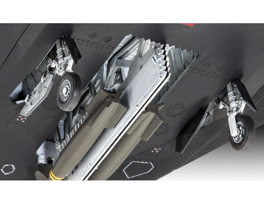 Revell maketa F-117 Stealth Fighter 03899 | Trgovina Eigrače.com